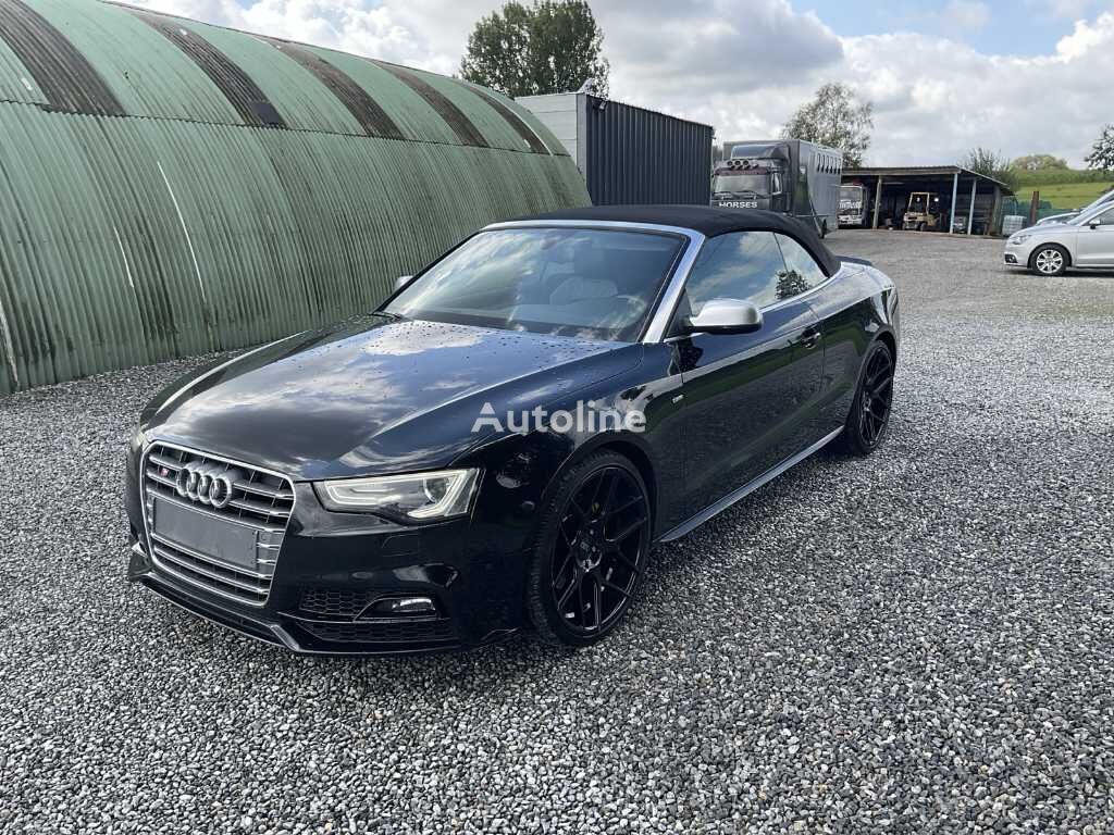 Prodaje se Audi Cabrio kabriolet na aukciji