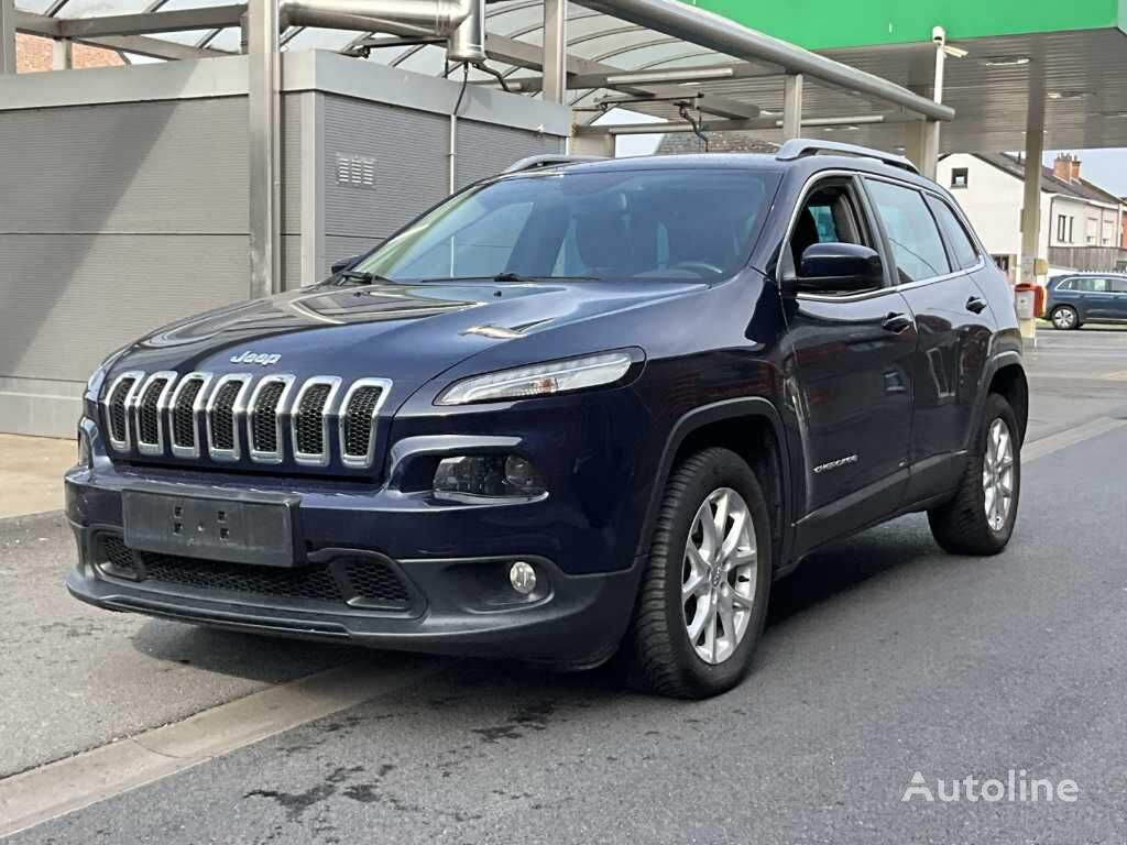 Prodaje se Jeep Cherokee krosover na aukciji