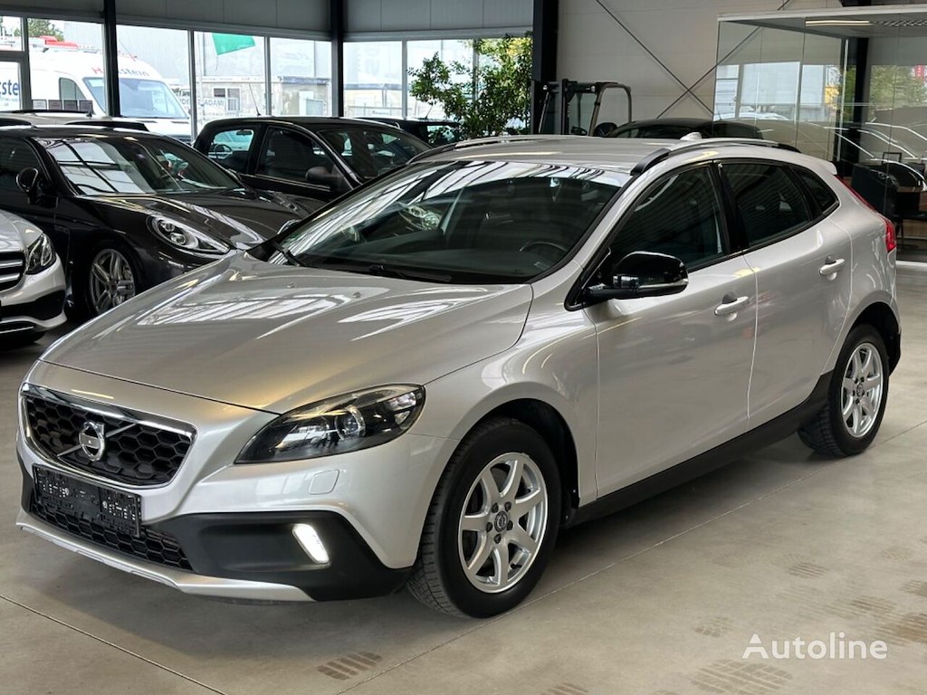 Volvo V40 Cross Country krosover