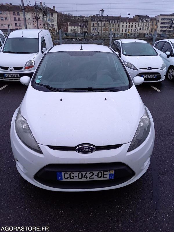 Prodaje se Ford FIESTA hečbek na aukciji