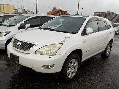 Toyota HARRIER krosover