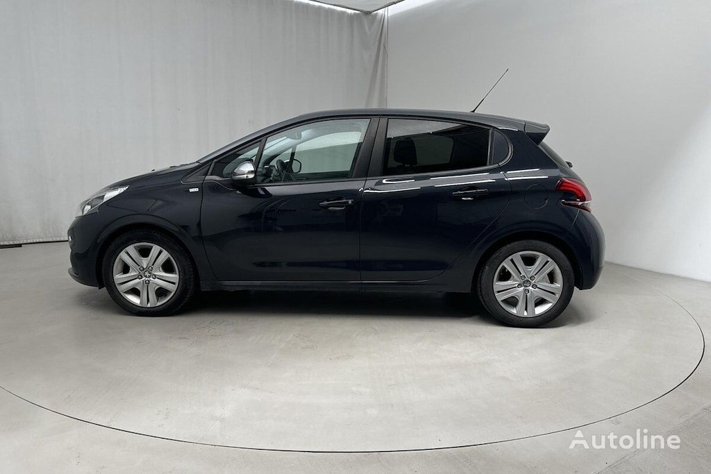 Prodaje se Peugeot 208 hečbek na aukciji