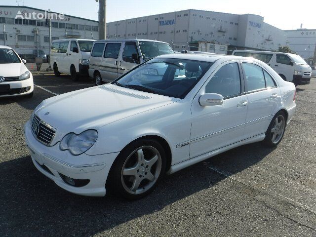 Mercedes-Benz C-CLASS sedan