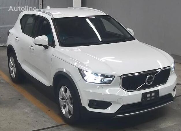 Volvo XC40 Right hand drive terenac