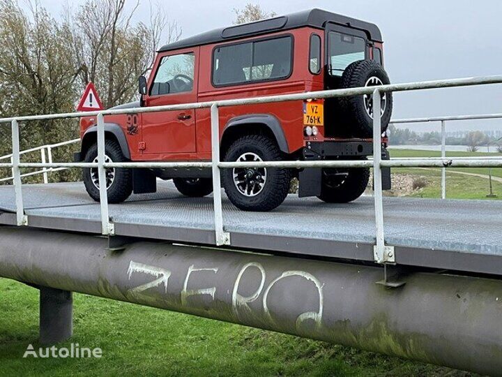 Novi Land Rover Defender terenac