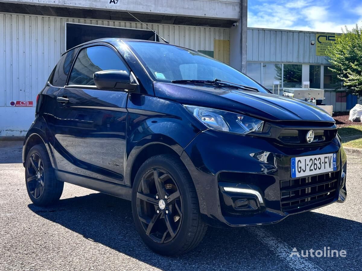 Aixam City Sport LOCATION VOITURE SANS PERMIS hečbek