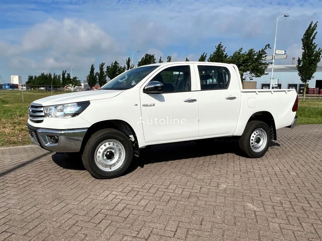 Novi Toyota HiLux - 4 UNITS - 2.4 D L Double Cab - EURO 2 - NEW!! Directly a pikap