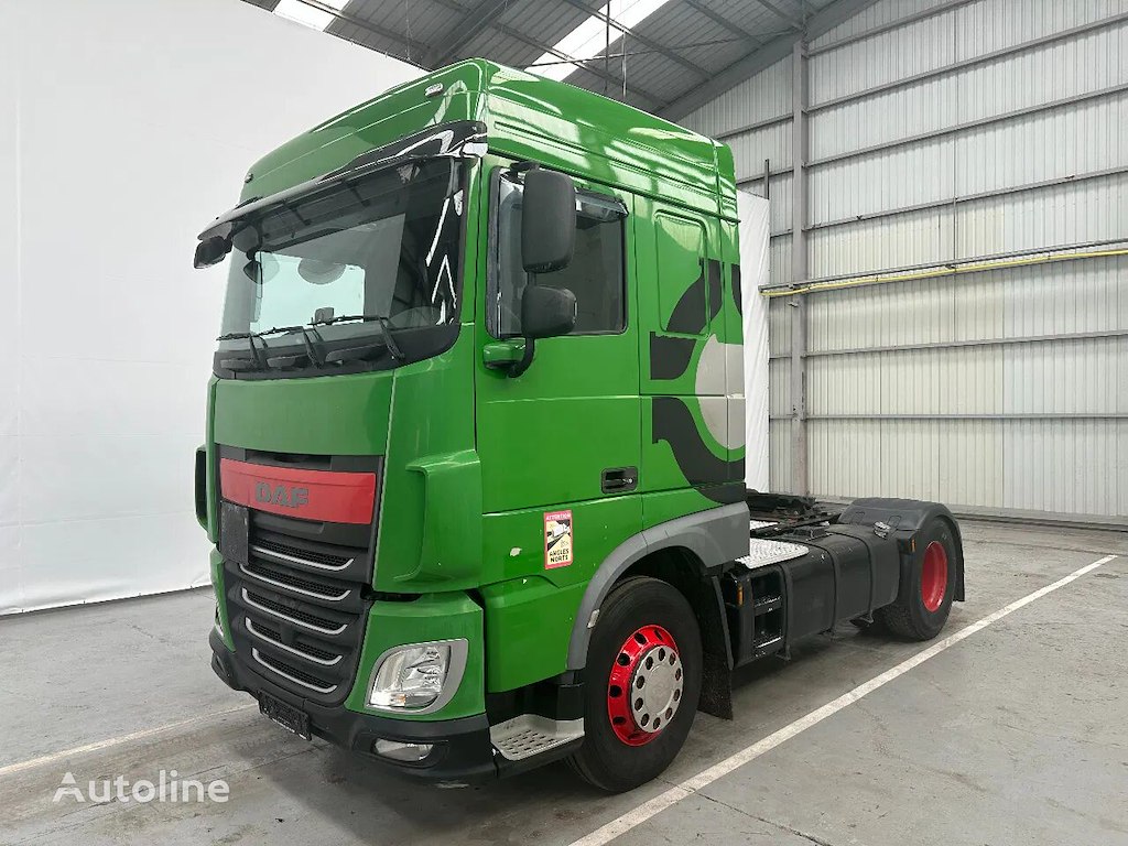 DAF XF 106.460 SPACECAB /ADR /INTARDER tegljač