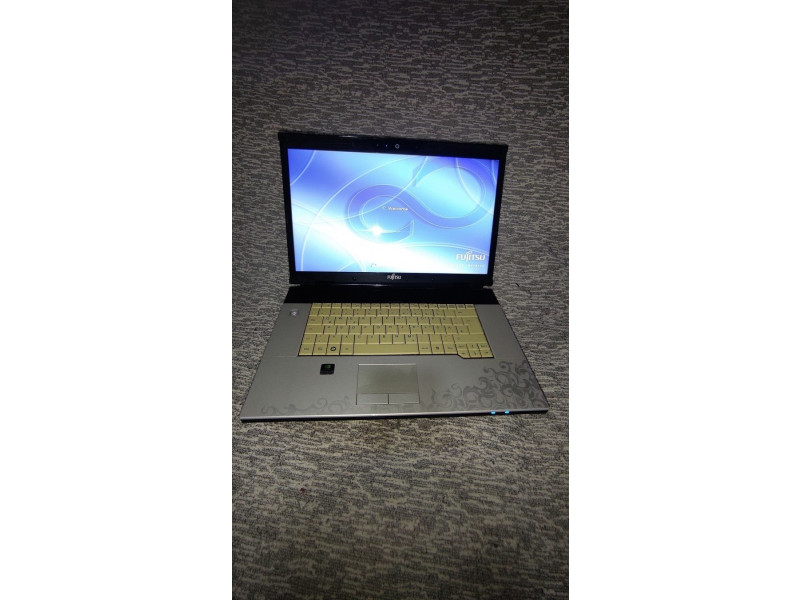 Fujitsu Siemens Amilo Pi 3560 laptop