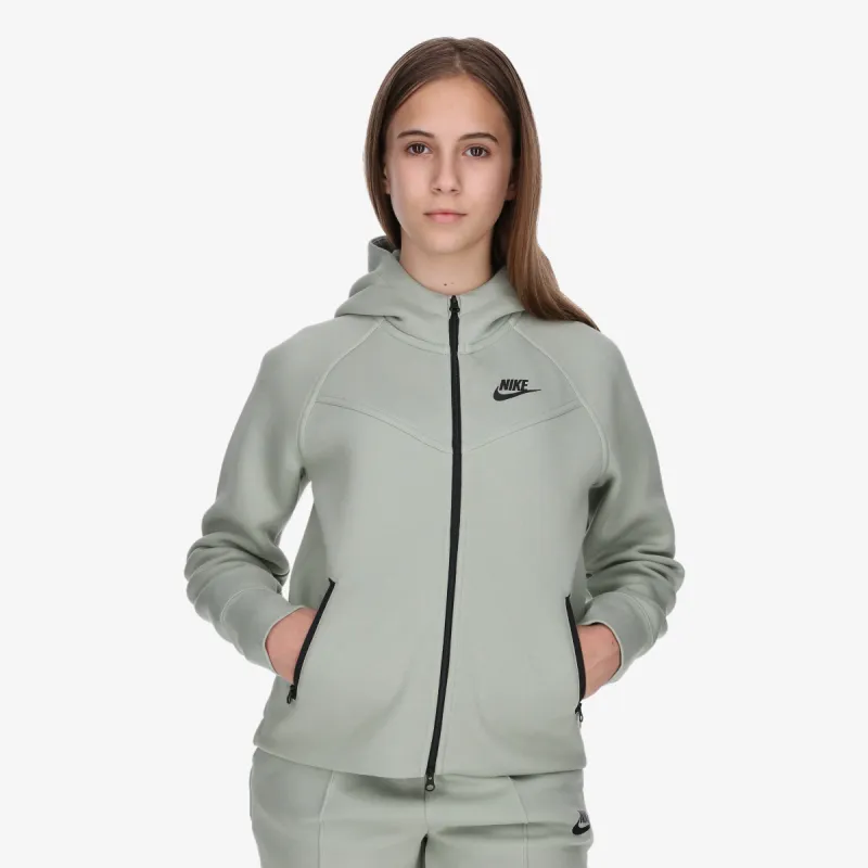 Nike Tech Fleece