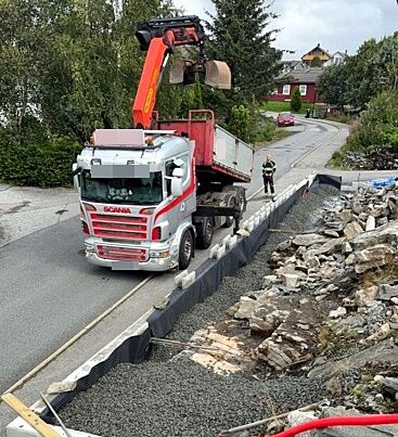 Scania R500 *8x2 *DUMPER+crane PALFINGER 2900 *3 PEDALS kamion s ravnom platformom