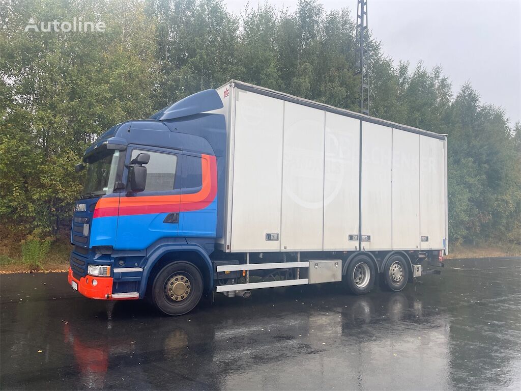 Prodaje se Scania PLS med öppningsbar sida och skjutbart tak R490LB6X2*4MNB kamion furgon na aukciji