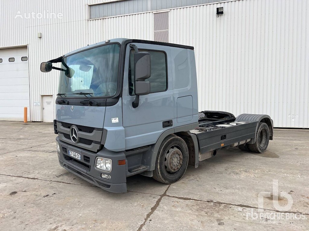 Prodaje se Mercedes-Benz ACTROS 4x2 autotransporter na aukciji