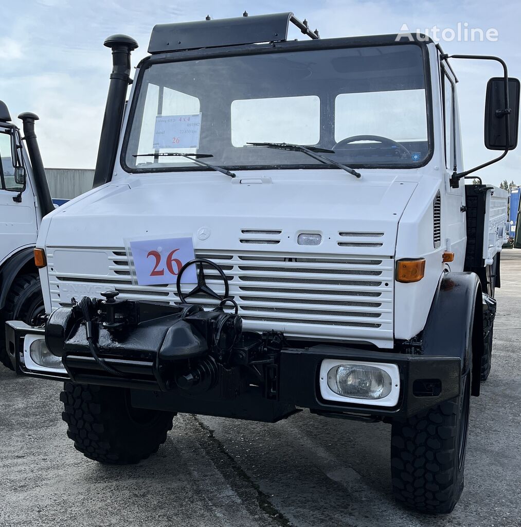 Mercedes-Benz unimog 435 vojni kamion