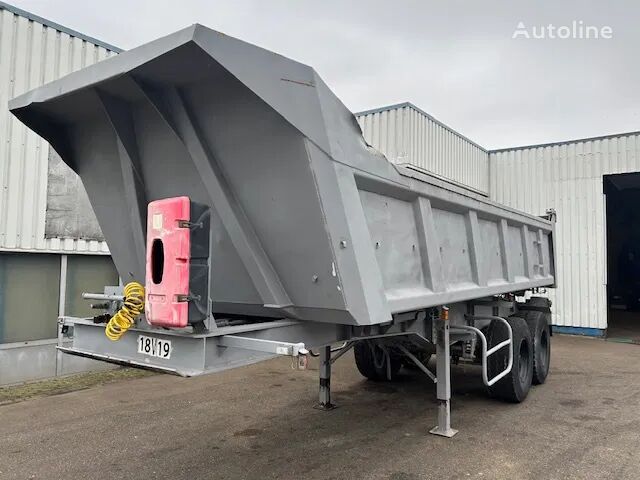 CIF 2 Axle Steel Tipper , Spring Suspension , Drum Brakes poluprikolica kipera