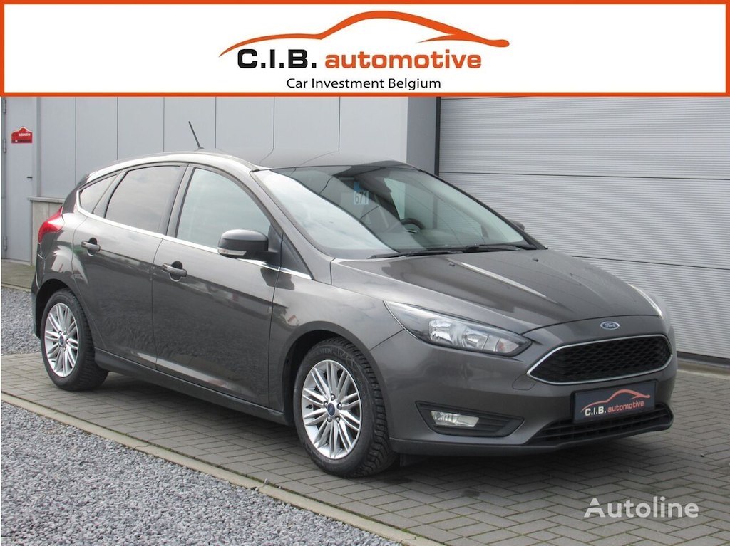 Ford Focus 1.5 TDCi Business / Navi / PDC / Cruise Control hečbek