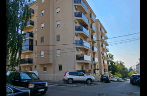 Prodajem Stan-Apartman, Cerak, Beograd Grad