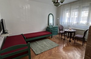 Prodajem Stan-Apartman, Hram, Beograd Grad