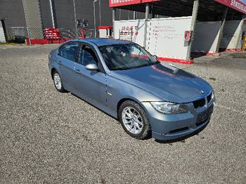 Bmw E90 318D 90Kw 6 brzina 2006g ❲ 4500 EUR ❳