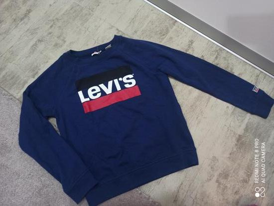 Trenerka levis