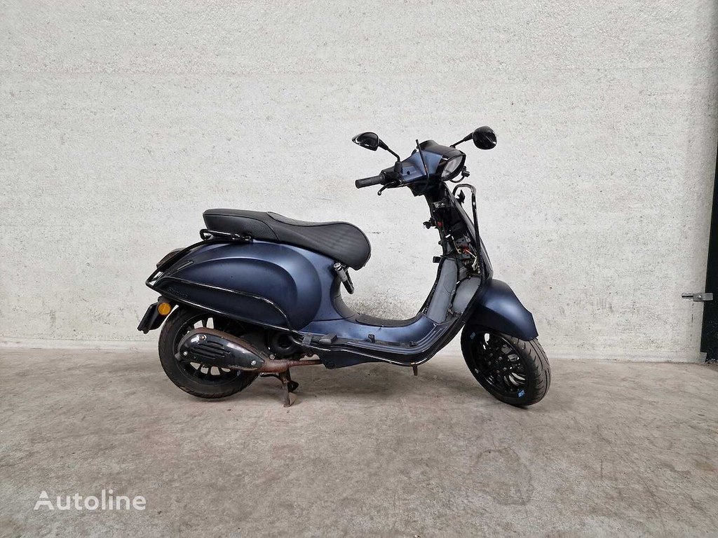 Prodaje se Vespa Snorscooter skuter na aukciji