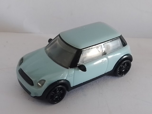 mini moris 1