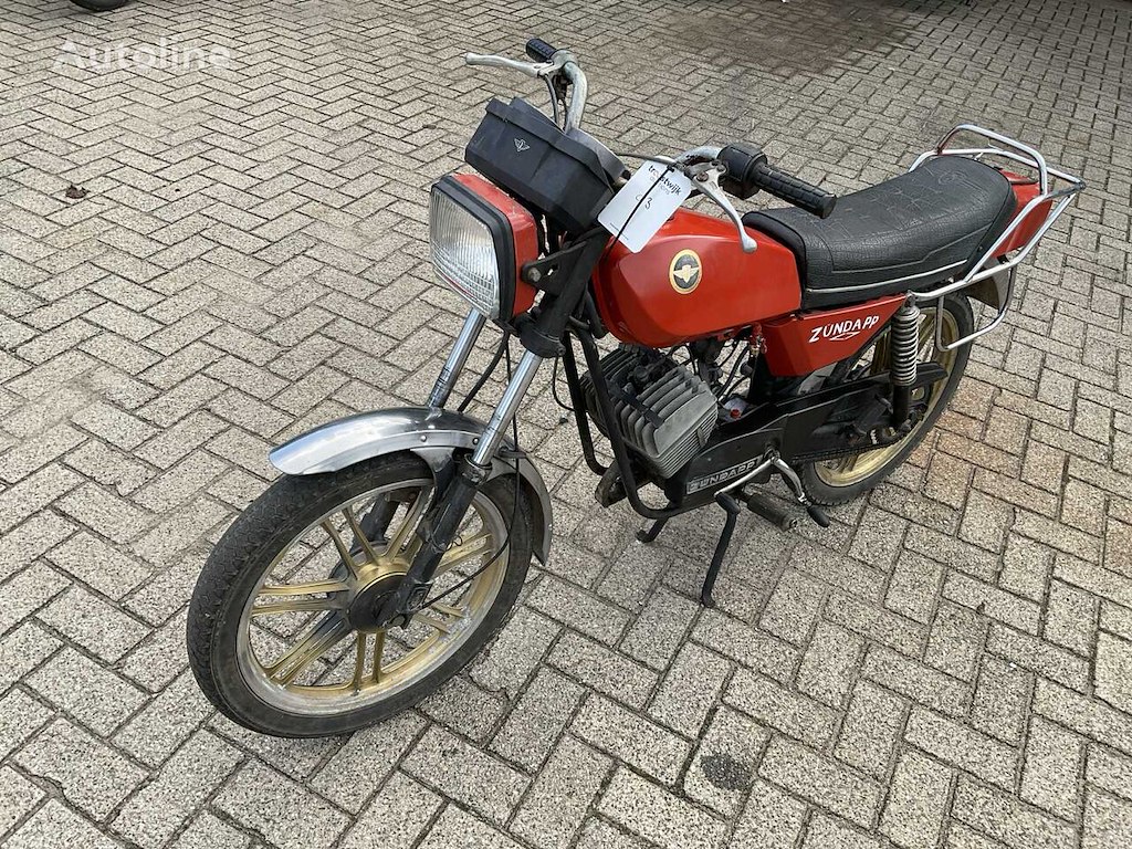 Prodaje se Zundapp 448-01 moped na aukciji