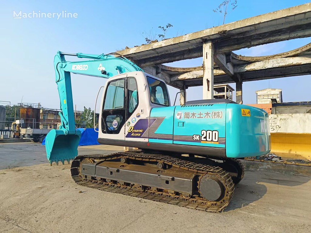 Kobelco SK200 bager guseničar