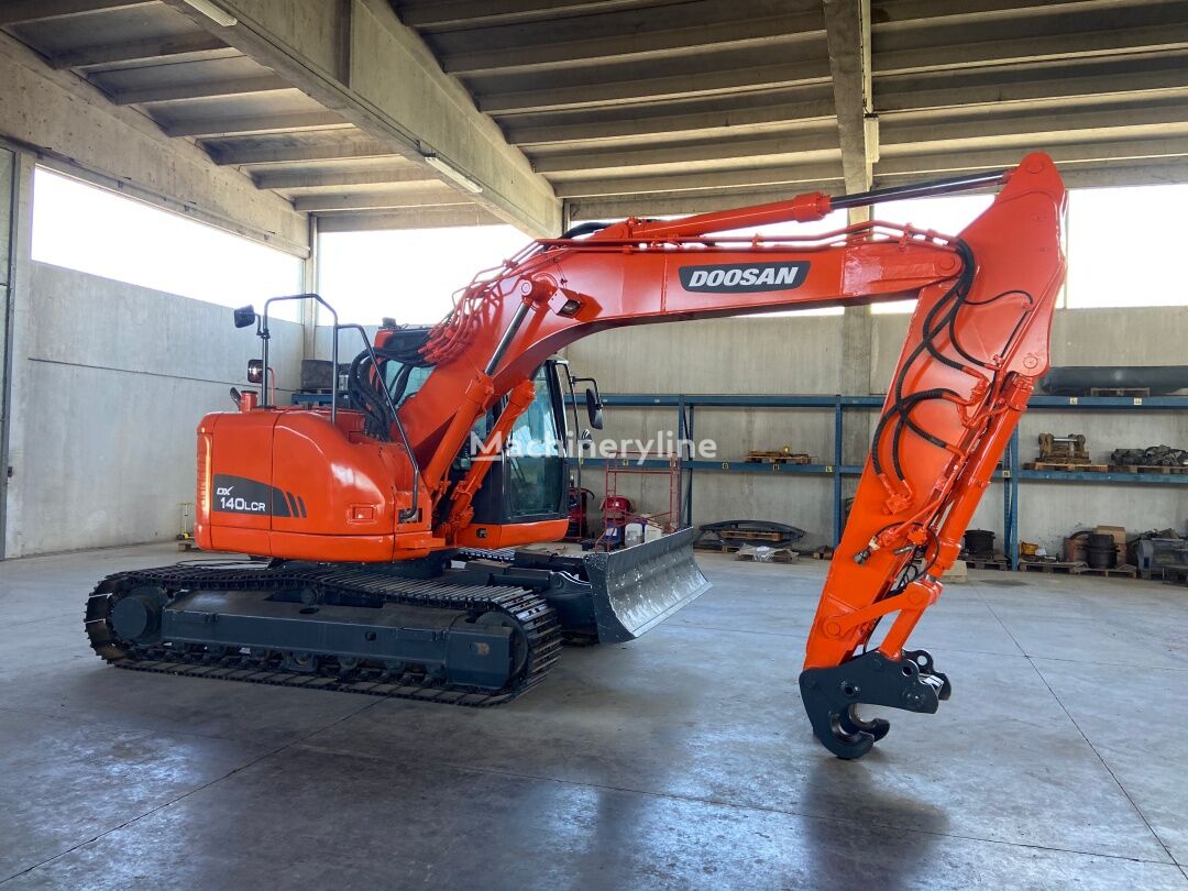 Doosan DX 140LCR-3 bager guseničar