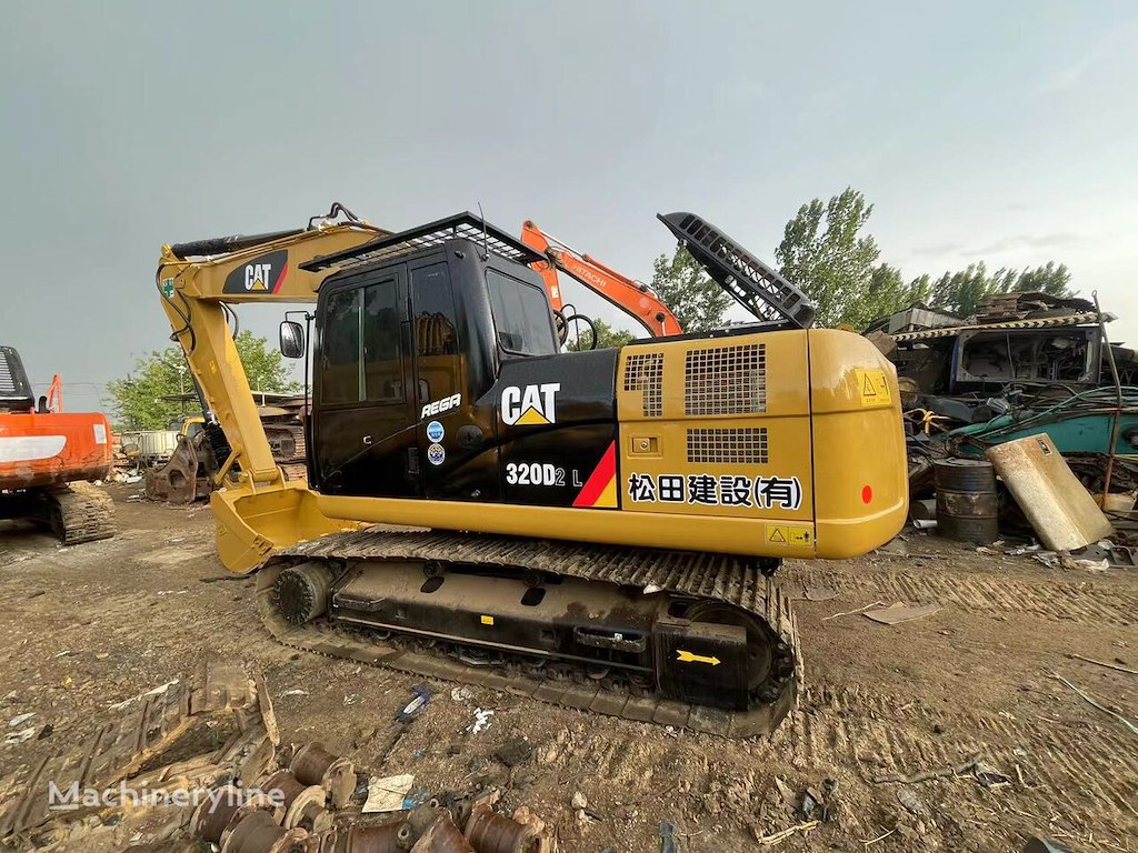 Caterpillar used cat 320d 320d2 320dl 325d 330d excavator bager guseničar