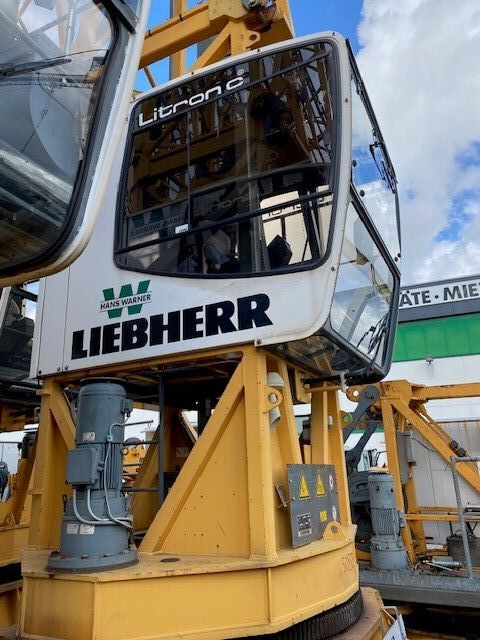 Liebherr 280 EC-H 12 Litronic toranjska dizalica