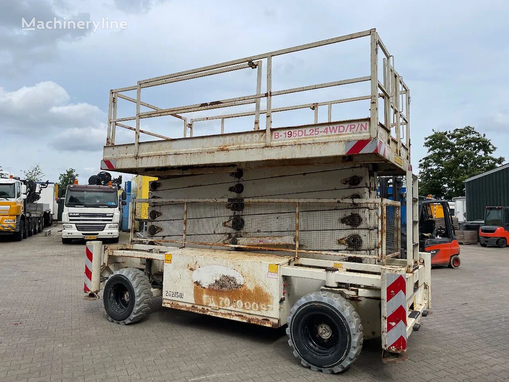 Holland Lift B 195DL25 4WD makazasta platforma