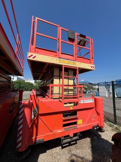 Holland Lift HL-275D27 makazasta platforma