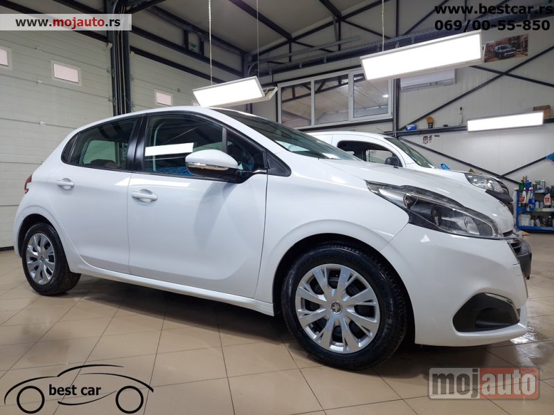 Peugeot 208 4 Sedista N1