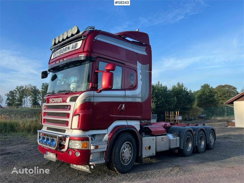 Scania R560LB8X4*4HNB kamion rol kiper