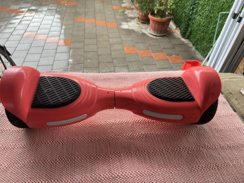 Hoverboard crvene boje Denver