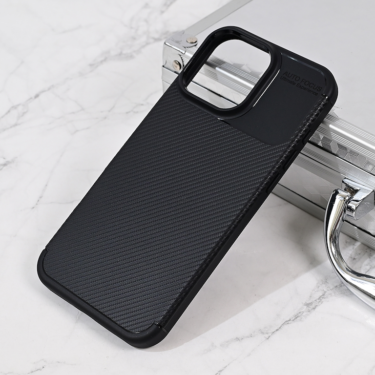 Zastitna maska (futrola) Defender Carbon - iPhone 16 Pro Max 6.9 crna