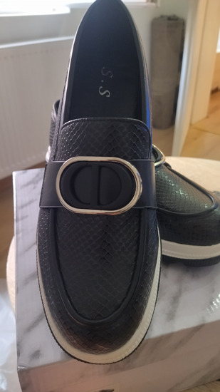 Nove zenske mokasine 41