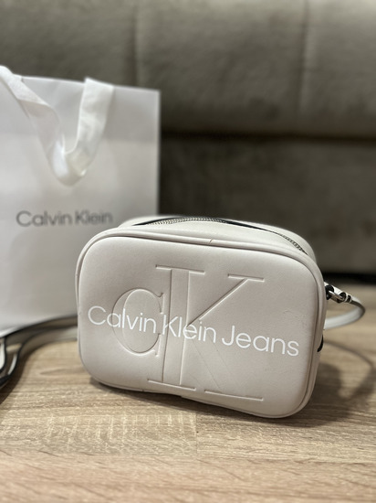 Calvin Klein torbica