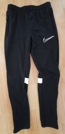 Nike trenerka decija vel.8