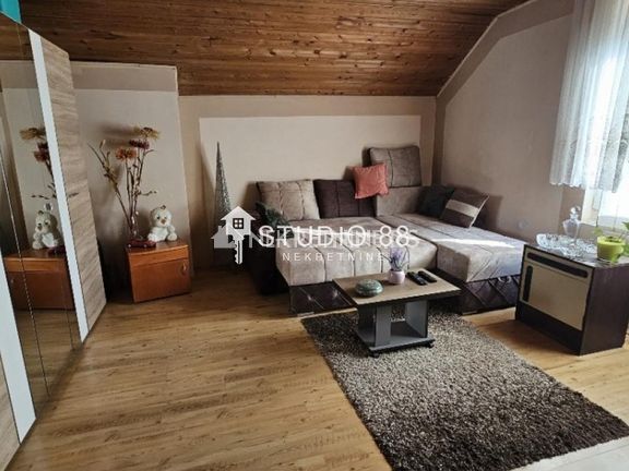 Zrenjanin, Duvanika, Kuća, 296m2, 89000 EUR