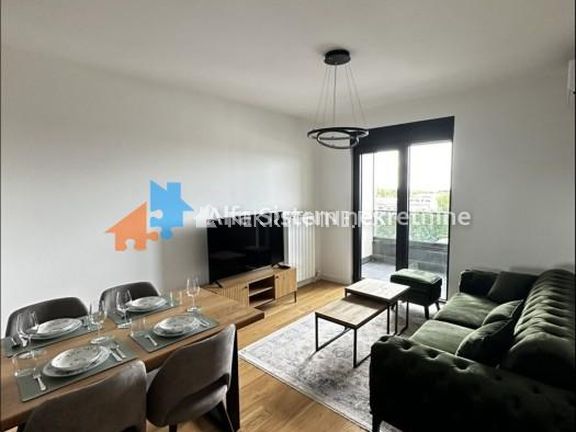 Voždovac, Trošarina, 2.0 stan, 54m2, 850 EUR