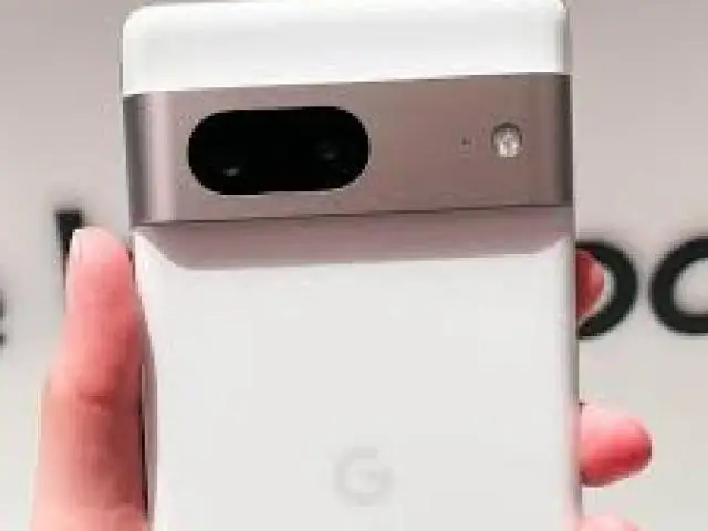 Prodajem Google Pixel 7