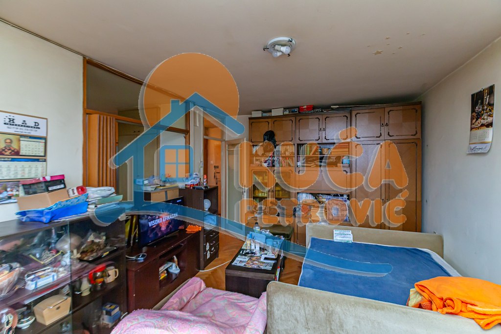 Trosoban stan, 70 m2, Bulevar Nemanjića, Bulevar Nemanjića ID: p-012318