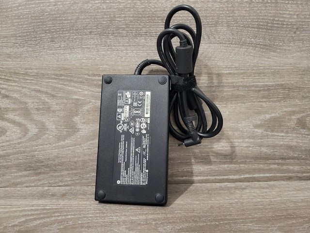 Adapter punjac za DELL laptop 19V 9.23A 180W HA180PM180