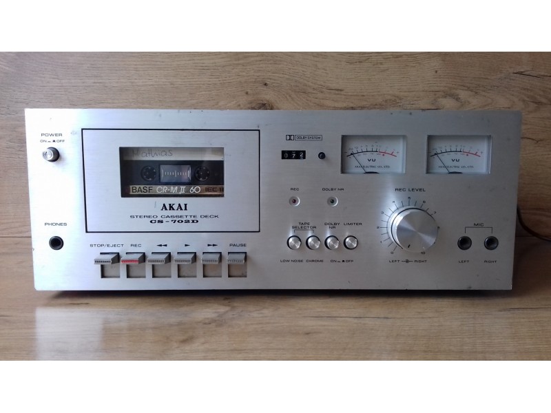 Akai CS-702D