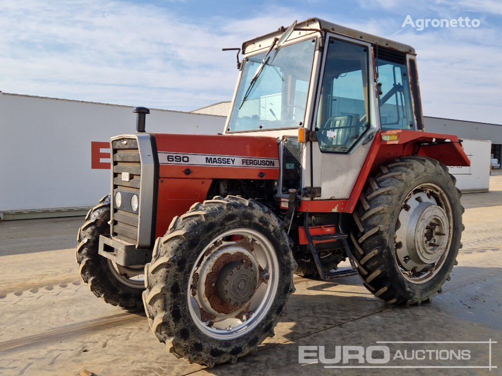 Prodaje se Massey Ferguson MF690 traktor točkaš na aukciji