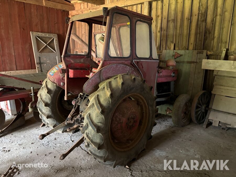 Prodaje se Massey Ferguson 135 traktor točkaš na aukciji