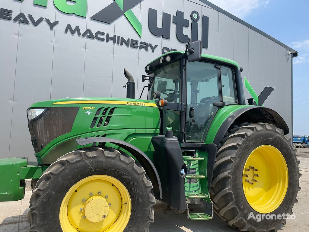 John Deere 6195M Tractor traktor točkaš