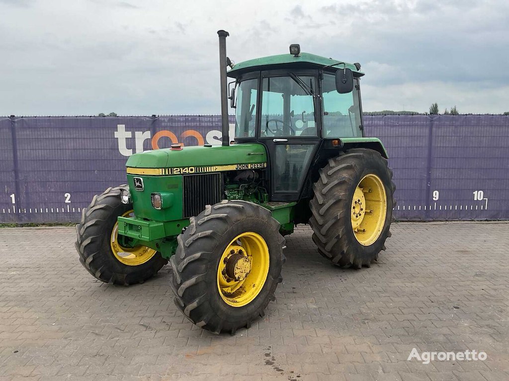 Prodaje se John Deere 2140 traktor točkaš na aukciji